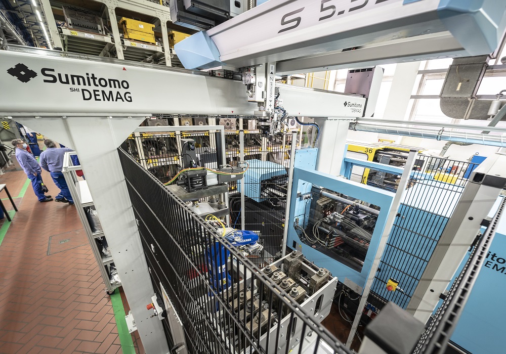 Sumitomo (SHI) Demag e BASF sviluppano una nuova cella di produzione ...